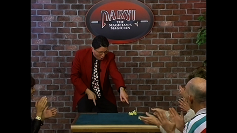 Papa Rabbit Hits The Big Time – by DARYL – A Review – Magic Roadshow